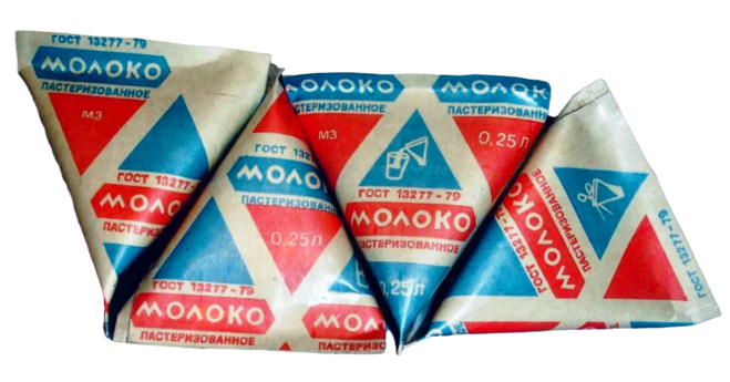 Почему молоко в СССР продавали в треугольниках (см. фото)?